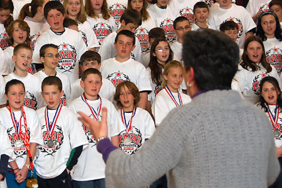 Hanover Middle School D.A.R.E. Graduation: April 15, 2009 | Hanover ...