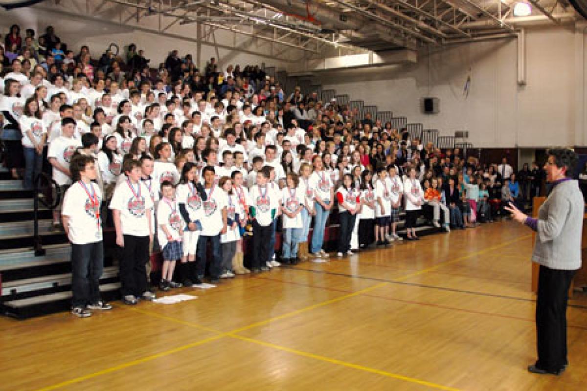 Hanover Middle School D.A.R.E. Graduation: April 15, 2009 | Hanover ...